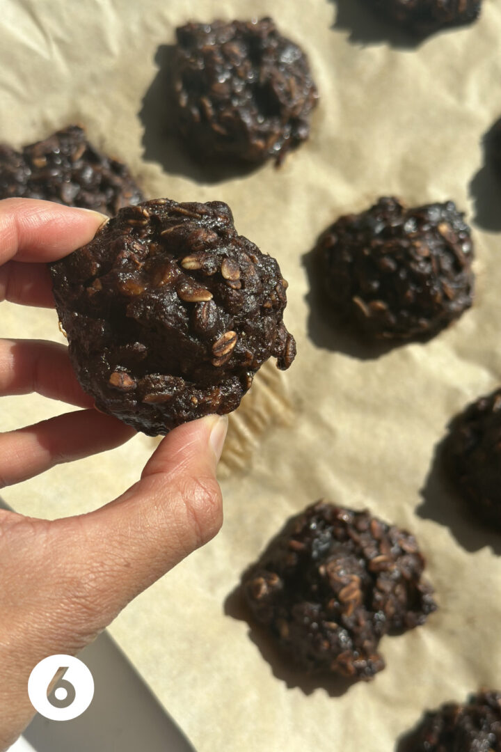 Chocolate Prune Breakfast Cookies [baby + toddler friendly] - Happy ...