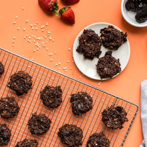 Chocolate Prune Breakfast Cookies [baby + toddler friendly] - Happy ...