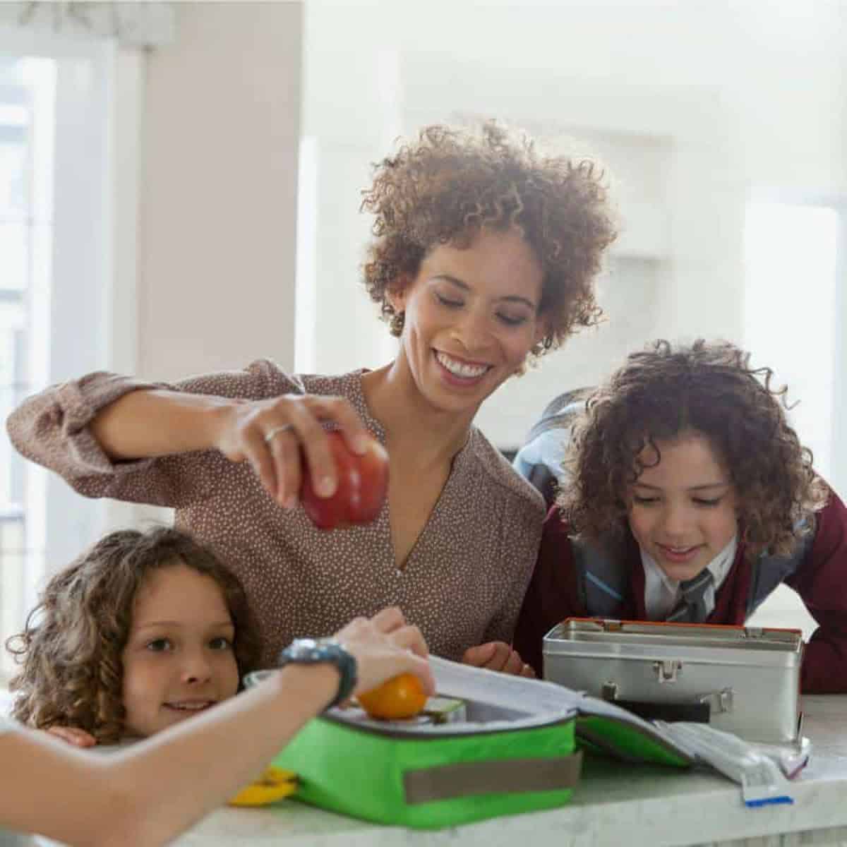 We're Dietitian Moms - 5 tips to make packing lunches easy - Happy ...